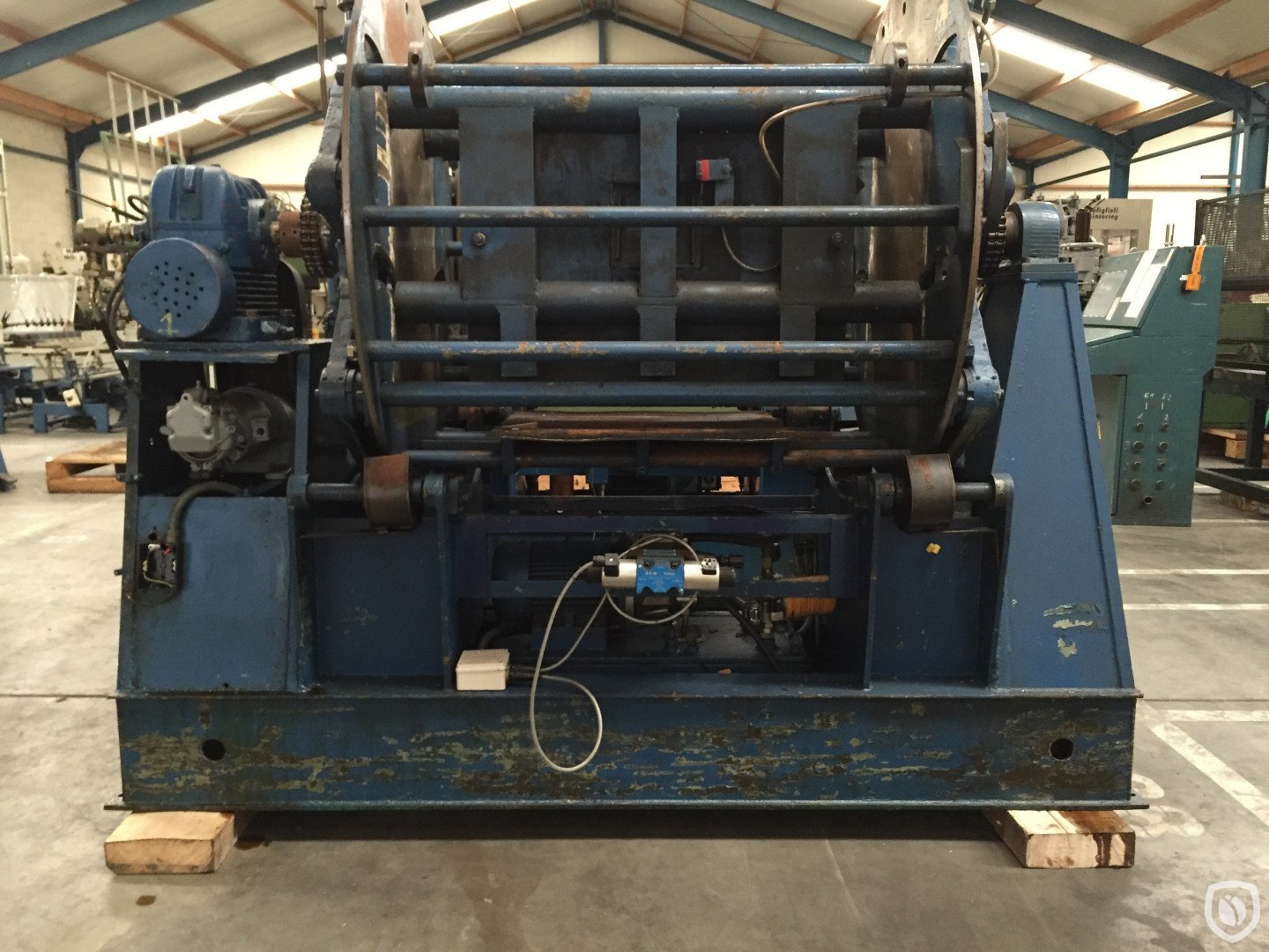 Metal Box bundle turner - Cazander