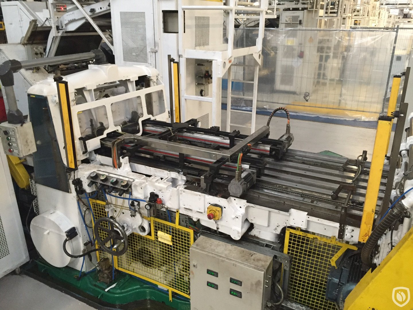 Metal Box scroll shear - Cazander