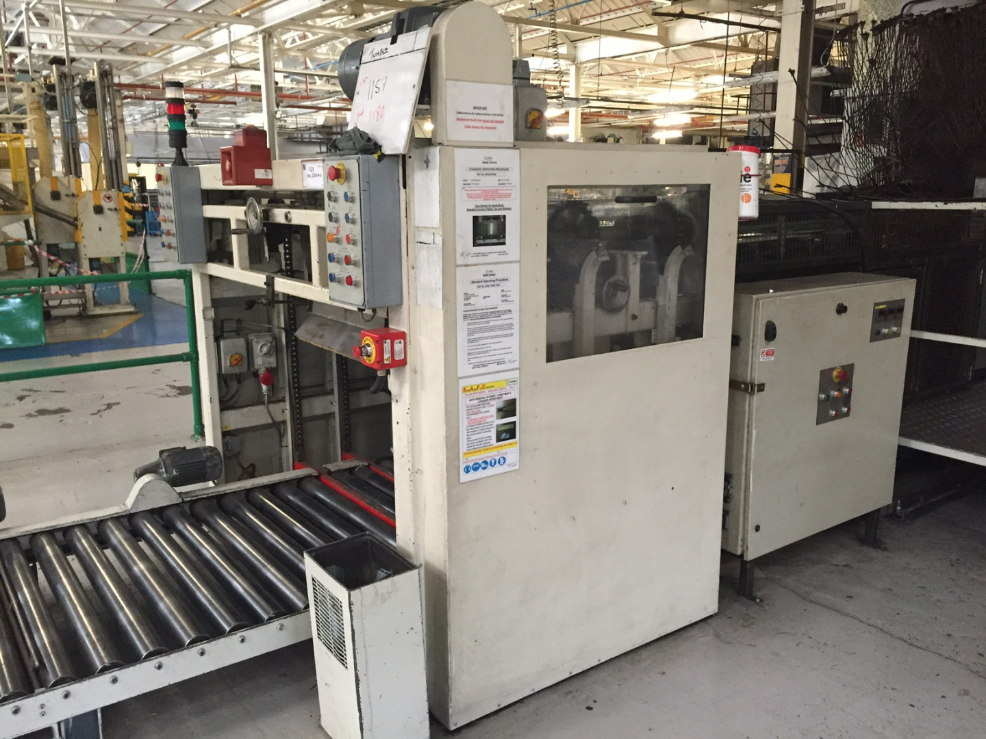 Metal Box stacker LP09 - Cazander