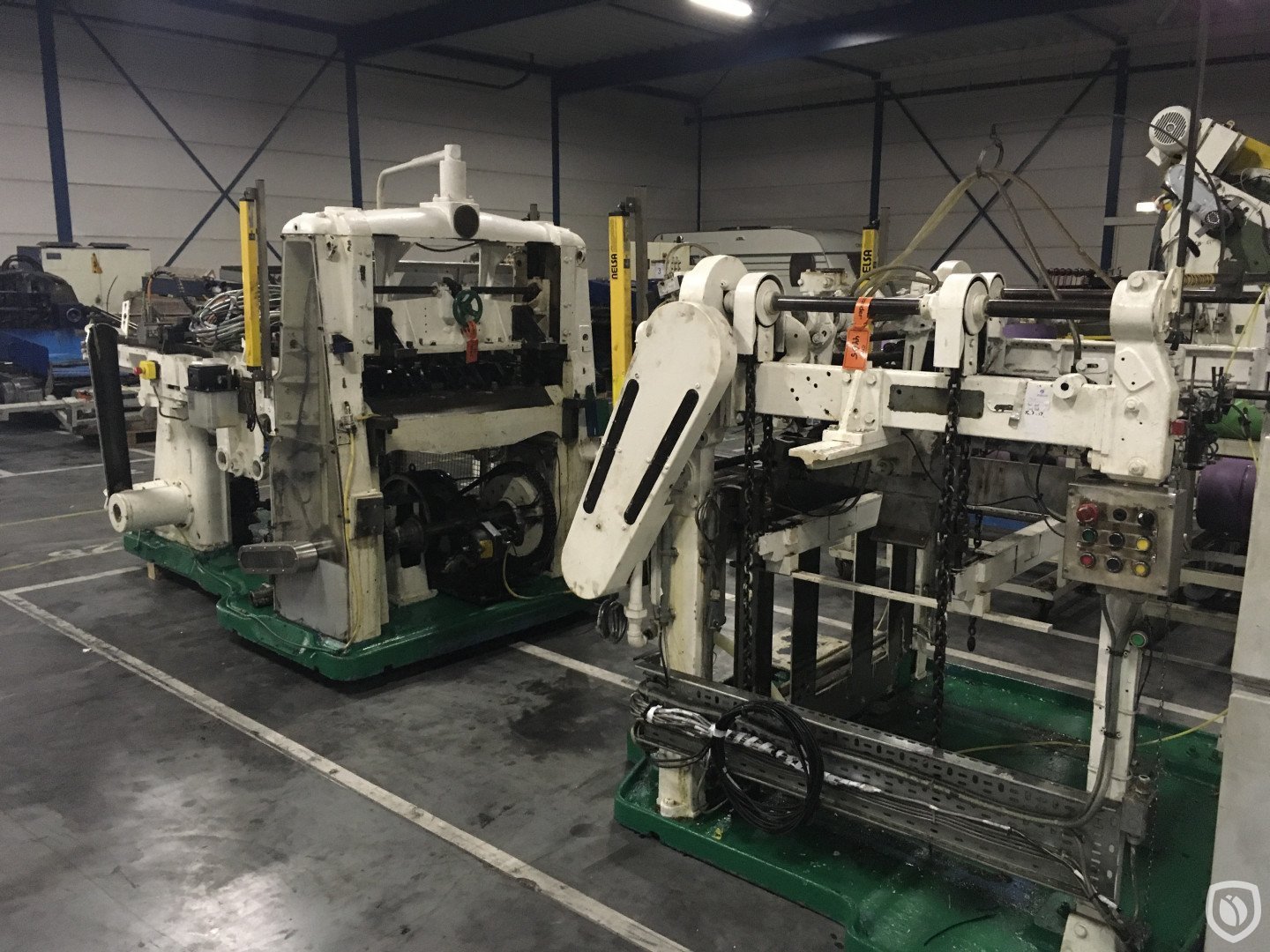 Metal Box scroll shear - Cazander