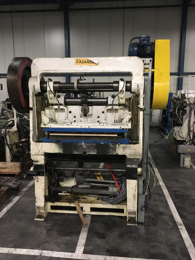 Metal Box scroll shear - Cazander