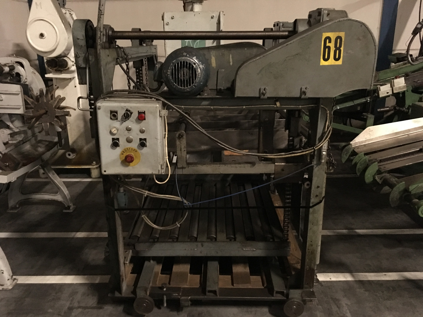 Metal Box stacking unit - Cazander